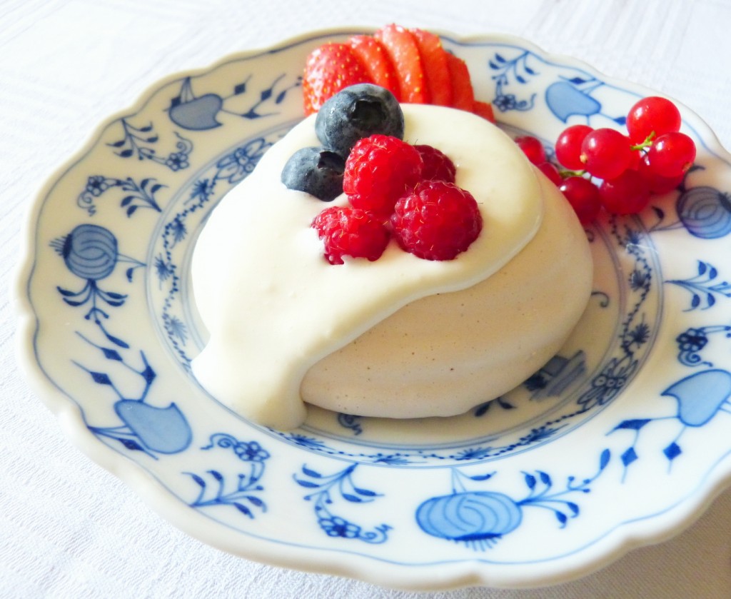 Pavlovas aux fruits rouges - El gato de Alma